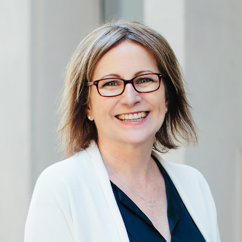 Julie Lawyer's Instagram, Twitter & Facebook on IDCrawl